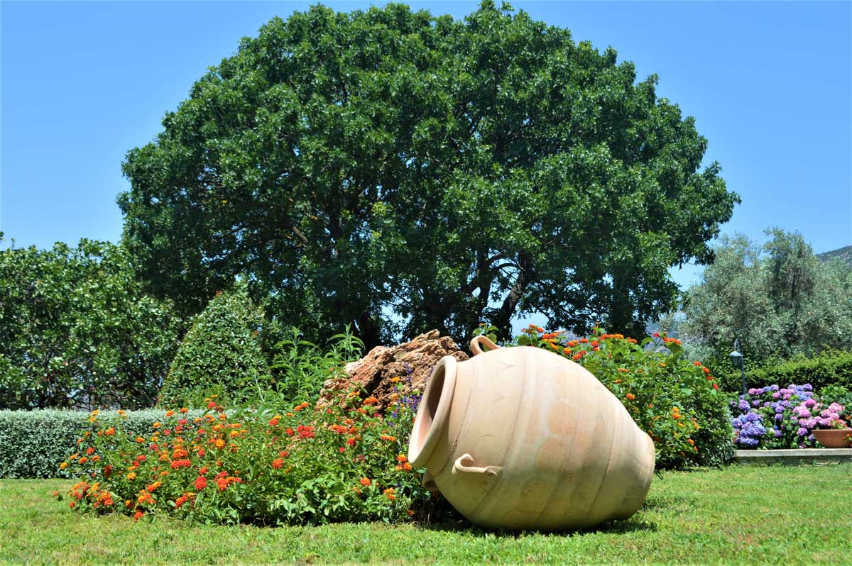 Heart & Fire Cretan Pots – Original Handmade Cretan Terracotta Pots