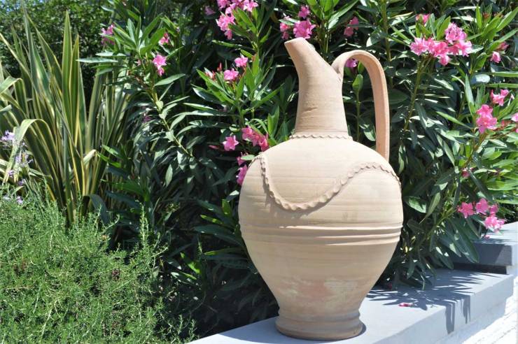 Heart & Fire Cretan Pots – Original Handmade Cretan Terracotta Pots